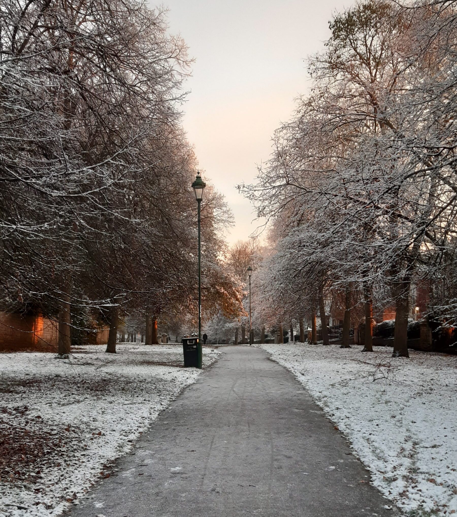 The longest month - Hollygirt